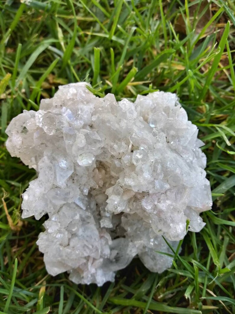 10.1 oz Apophyllite Crystal Cluster with Stilbite. Zeolite | Etsy