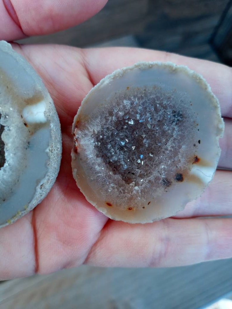 2.63 Oz. Geode Cut in Half. Geode Pair. Polished Geode With - Etsy