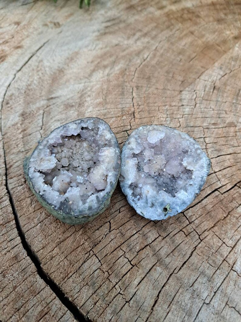 3.35 Oz. Geode Cut in Half. Geode Pair. Polished Geode With - Etsy