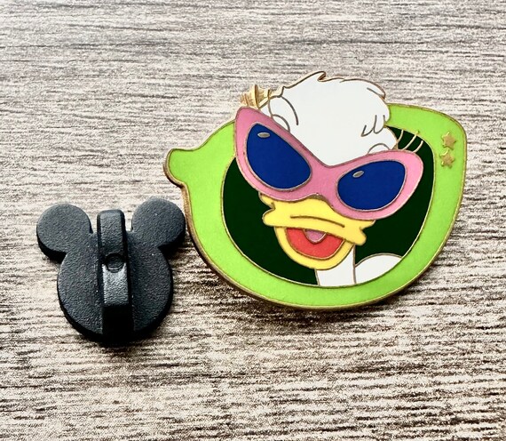 Vintage Disney Collectible Lanyard Pins, Official Dis… - Gem
