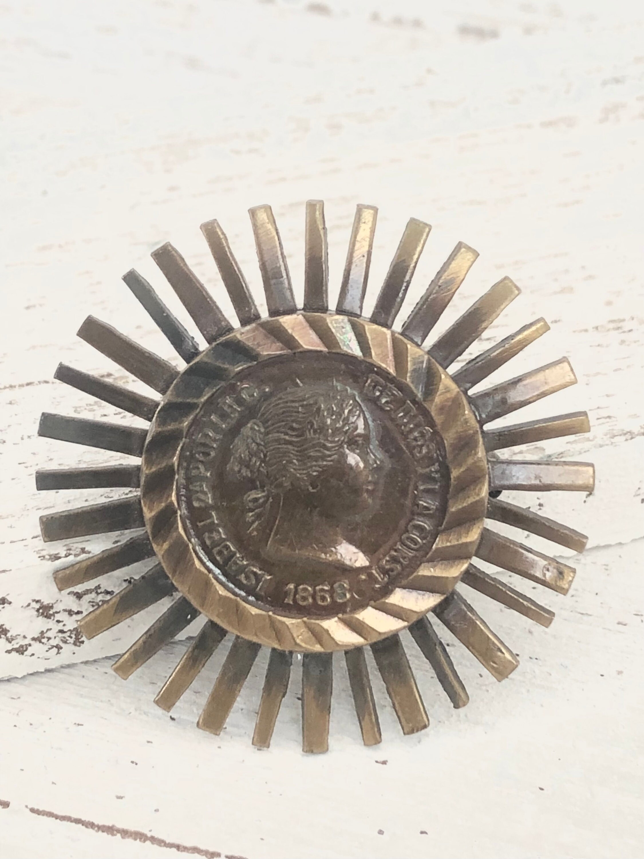 Vintage Queen Isabella 2nd of Castille 1868 Coin Brooch, Isabella 2da ...