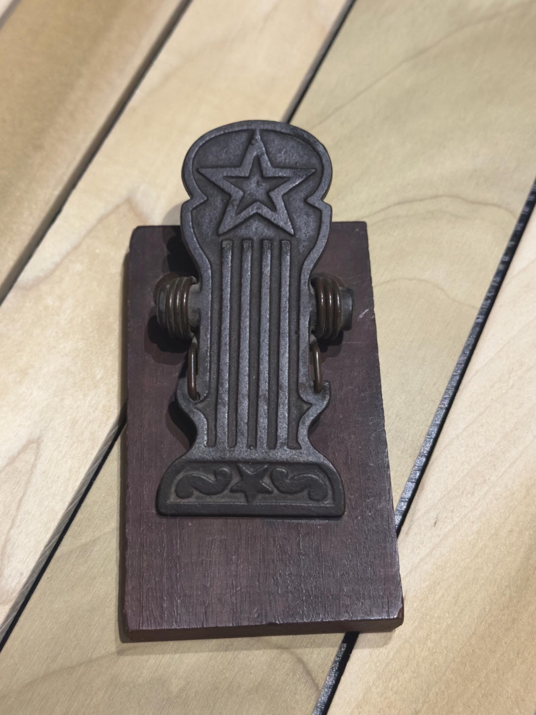 Antique Van Horn Texas Star Clip, Metal Cast Iron Clip Marked Van Horn ...