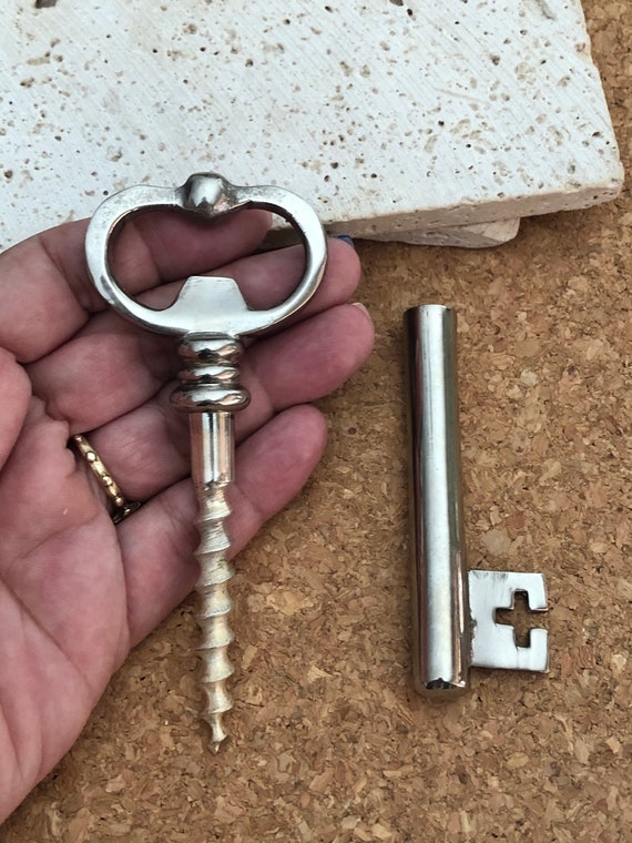 Kitchen & Dining Drink & Barware Vintage Metal Skeleton Key Corkscrew ...