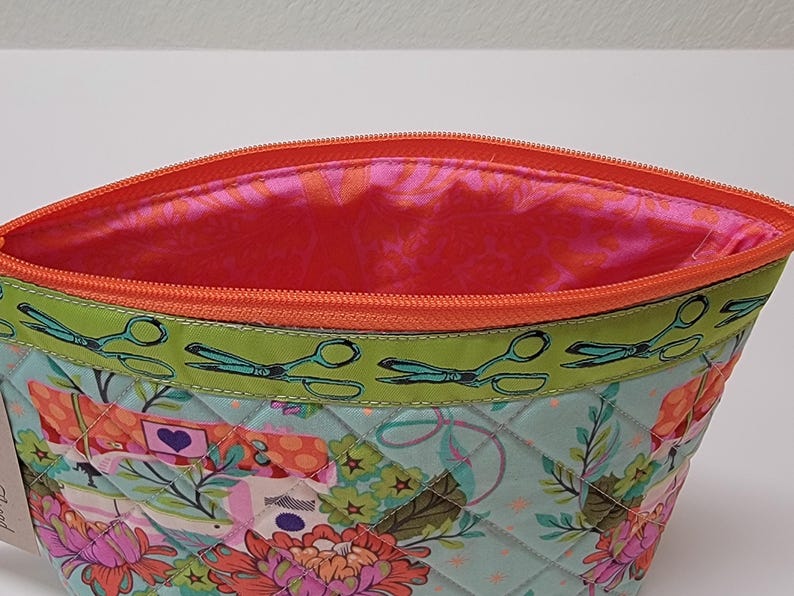 Handmade Quilted Pouch Tula Pink Fabric Vibrant & Stylish Organizer Bag ...