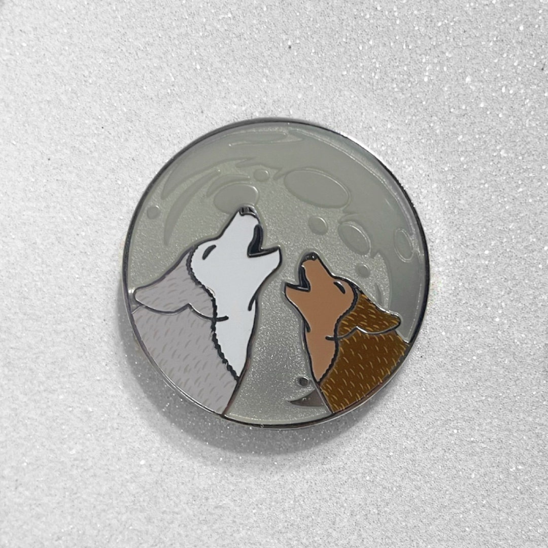 Enamel Pin ~ Howling Wolf ~ Inspired by First Shift by AJ Skelly - Etsy