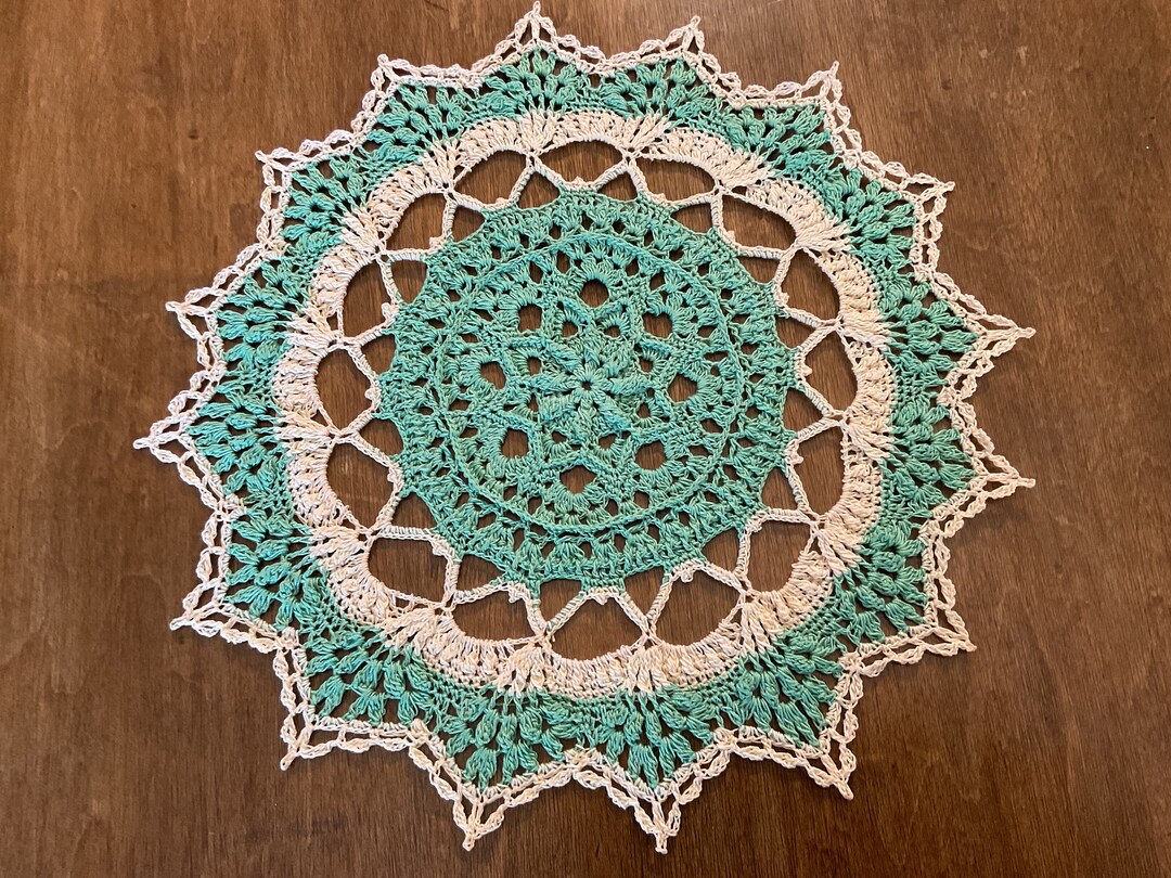 Doily Doilies Handmade, Spring Green and Cream, 9.5” Round, Decoration ...