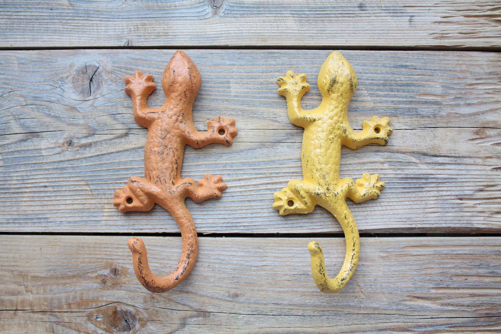 Hooks & Fixtures Storage & Organization Home & Living Lot of 2 Cast ...