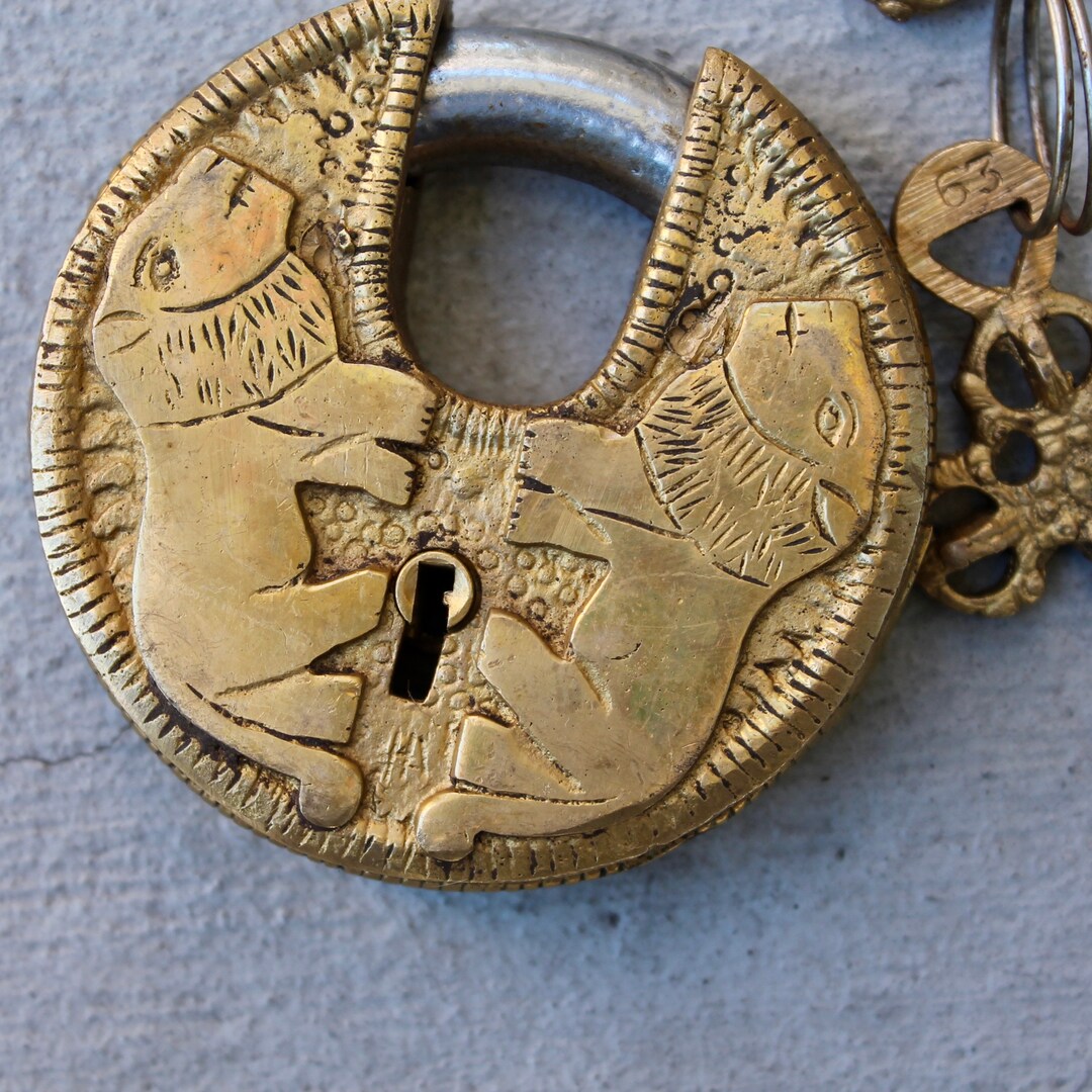 Vintage Padlock - Lion Animal Shape Antique Working Lock - Engraved ...