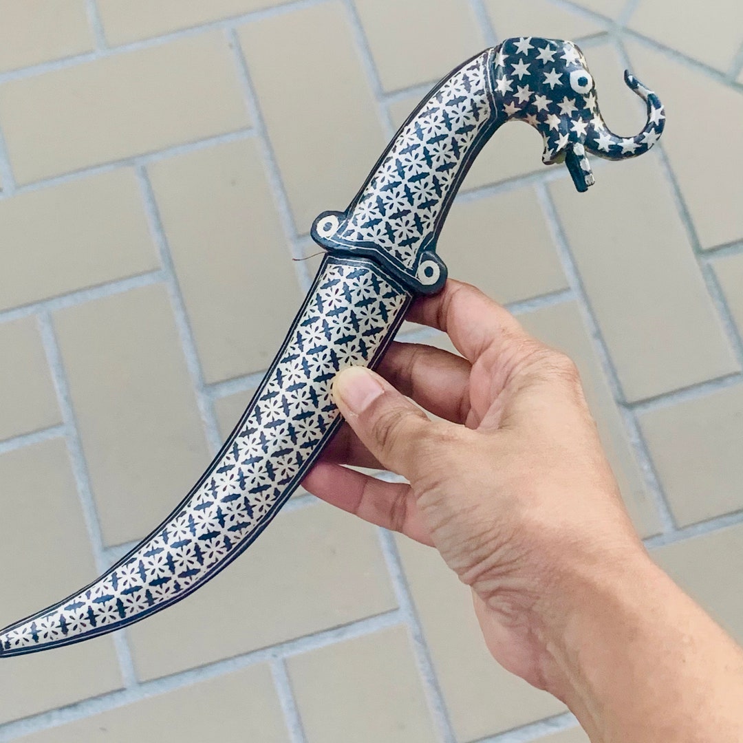 Elephant Vintage Damascus Steel Dagger With 10 Inch Iron Blade ...