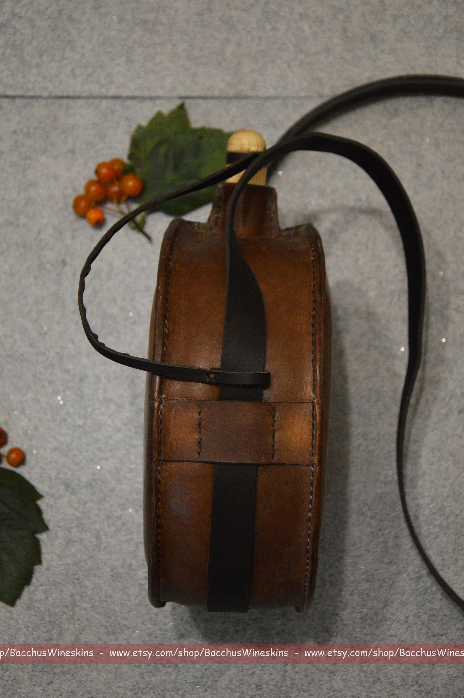 2700ml USA Leather Drinking Bottle Costrel Handmade Eco | Etsy