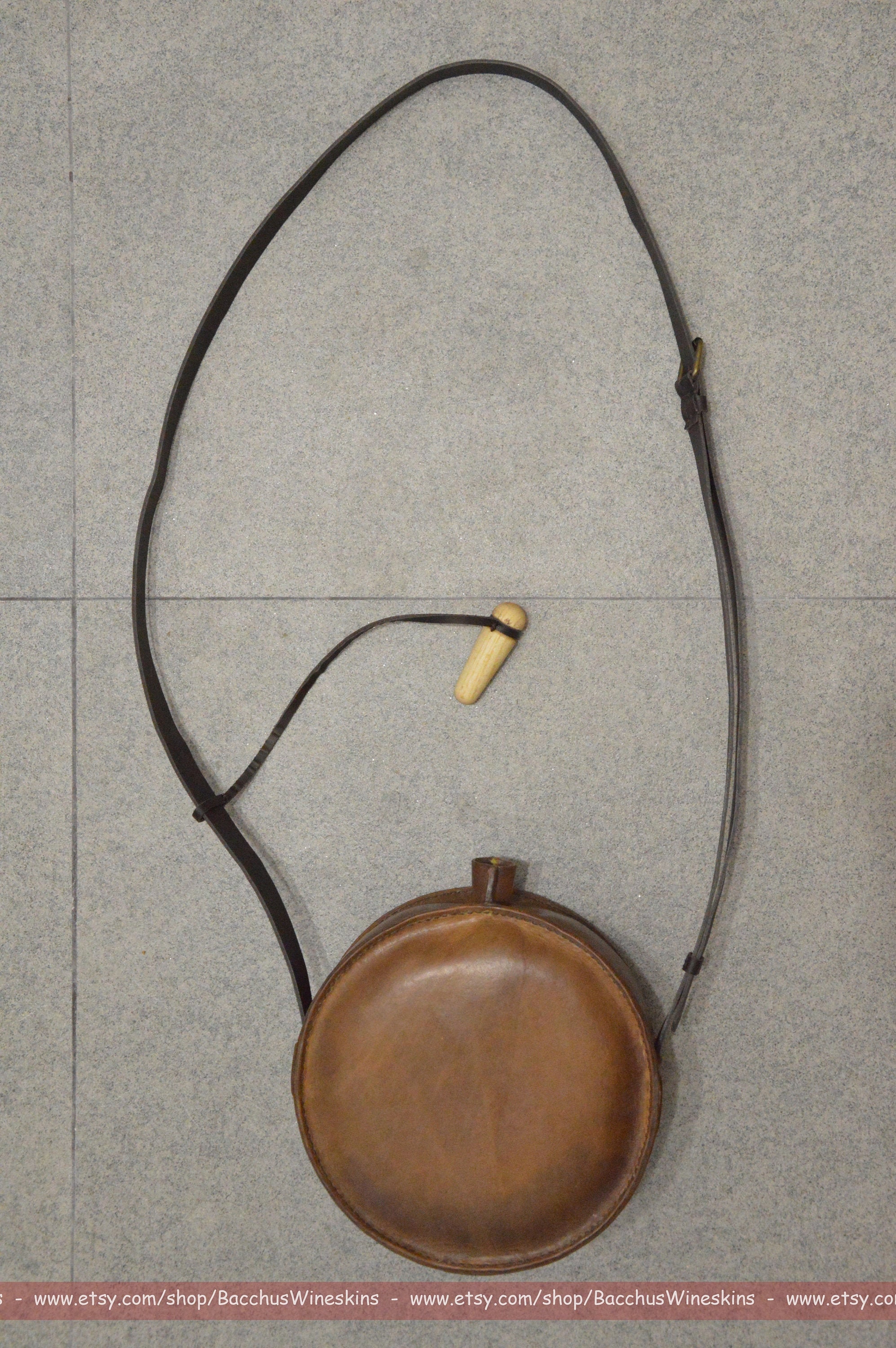 2700ml USA Leather Drinking Bottle Costrel Handmade Eco | Etsy