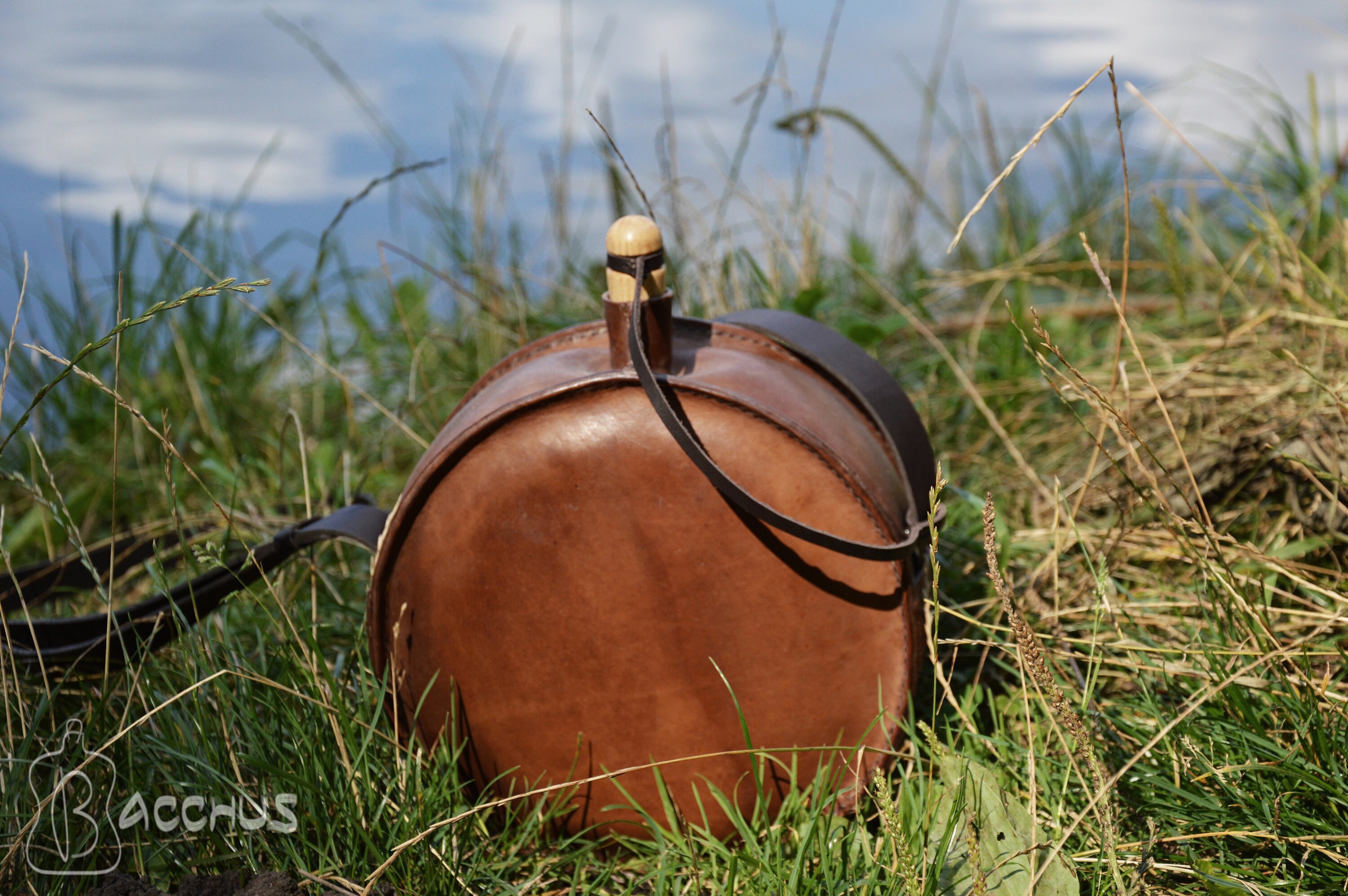 2700ml USA Leather Drinking Bottle Costrel Handmade Eco | Etsy