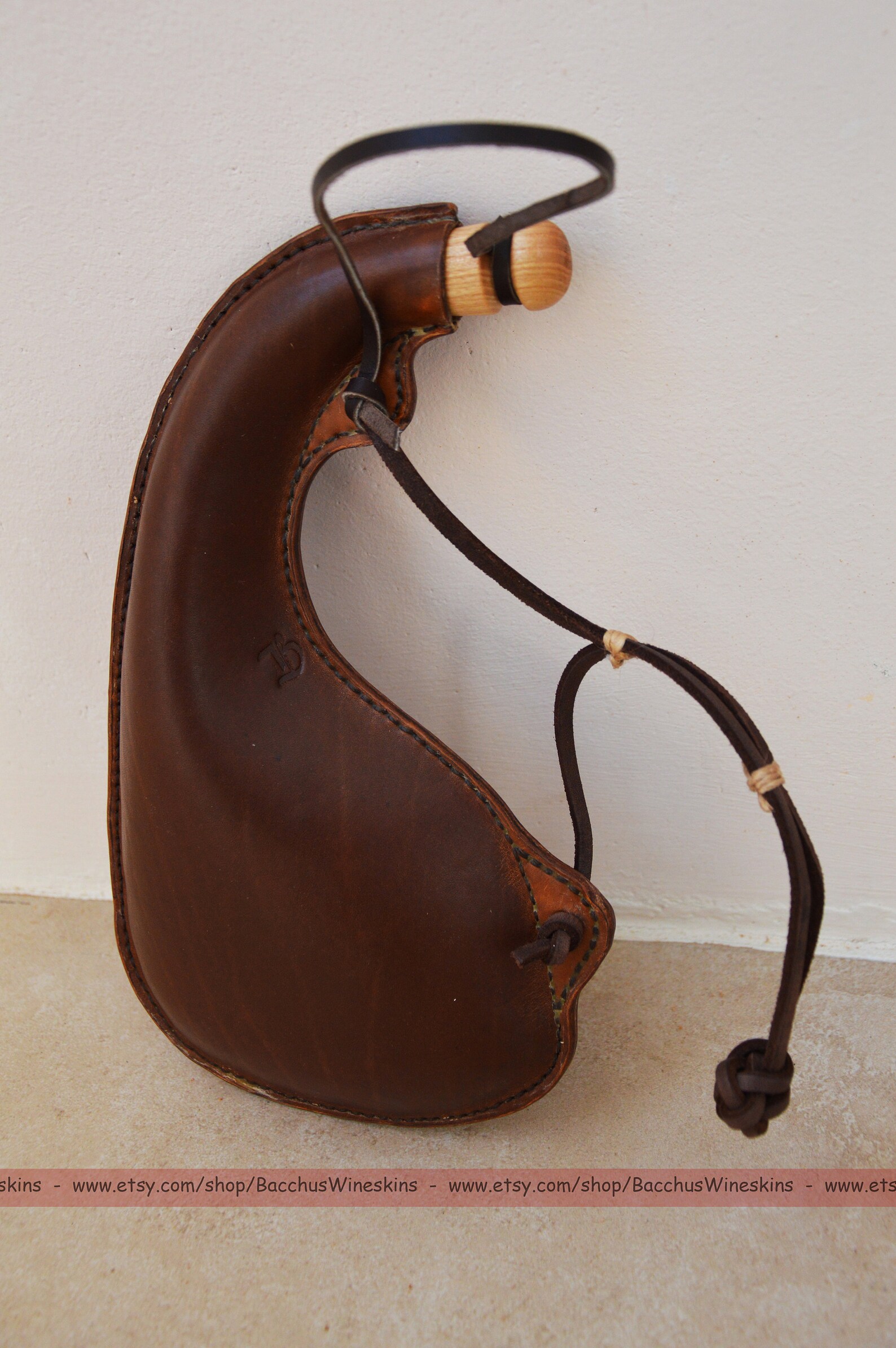 700ml asia Leather Drinking Bottle Costrel | Etsy