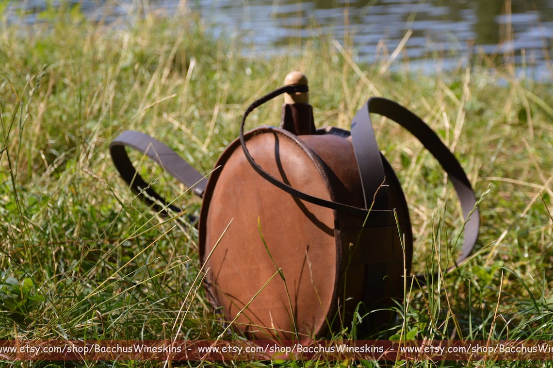 2700ml USA Leather Drinking Bottle Costrel Handmade Eco | Etsy