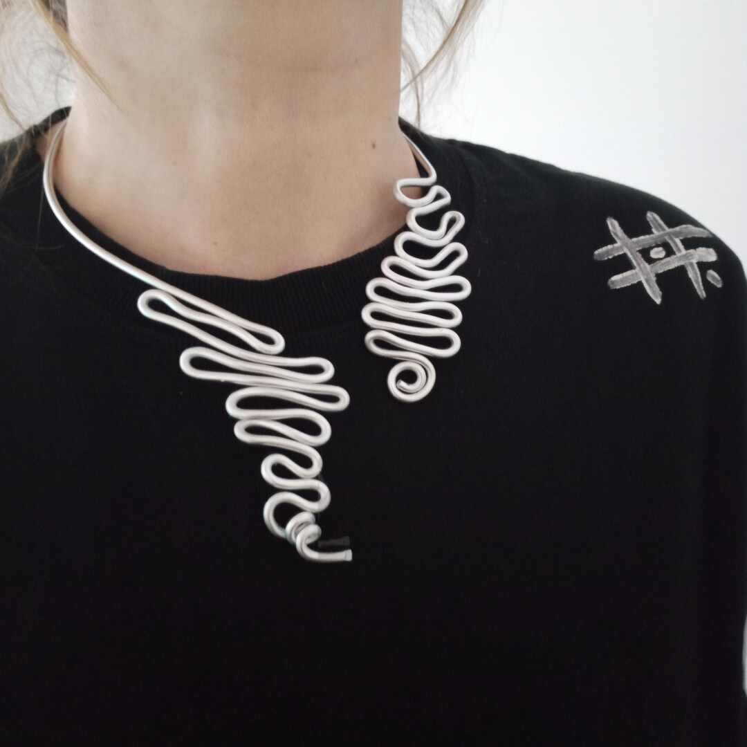 Linea Punk. Statement Metal Necklace. Light and Comfortable. Modern ...