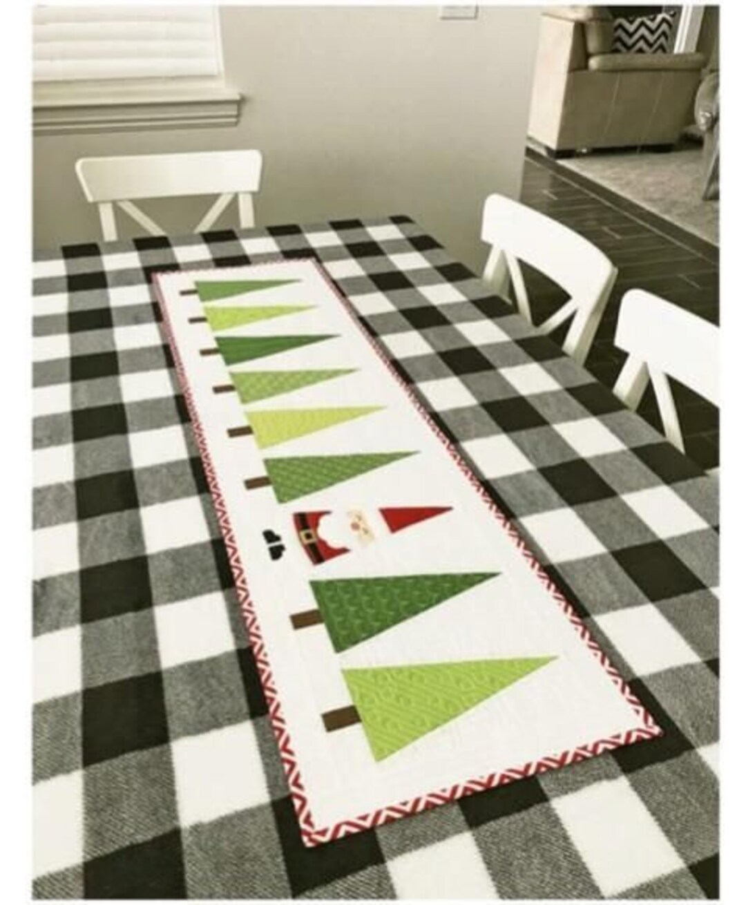 Santa in the Trees Table Runner Kit - Etsy