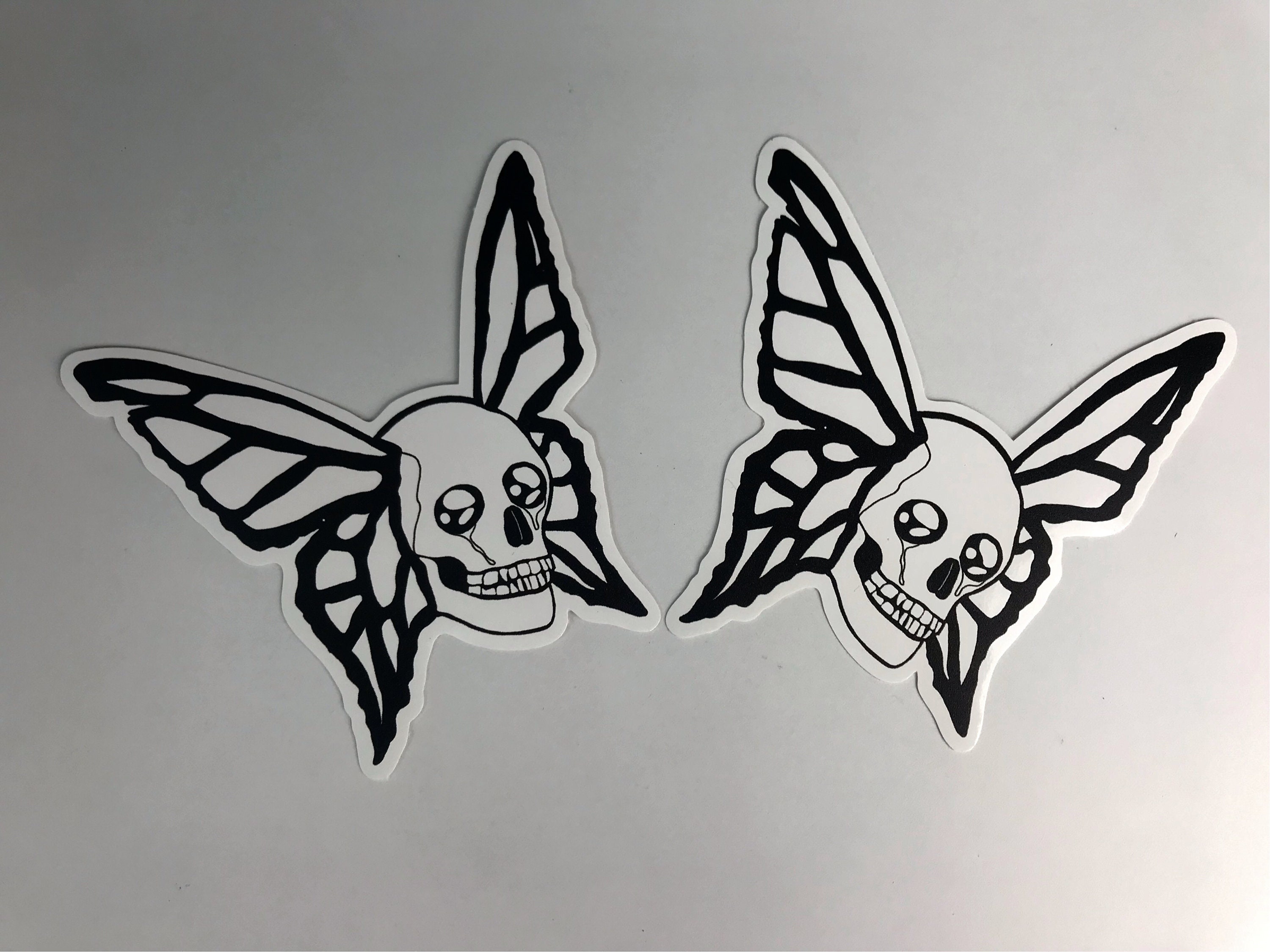 Sulking Skull Sticker - Etsy Australia