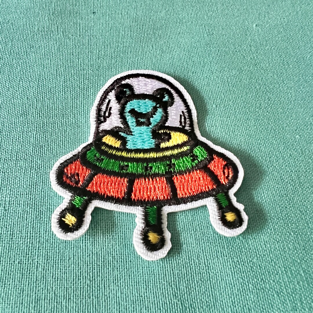 UFO Alien Iron on Patch - Outer Space Iron on Patches - Alien Iron on ...
