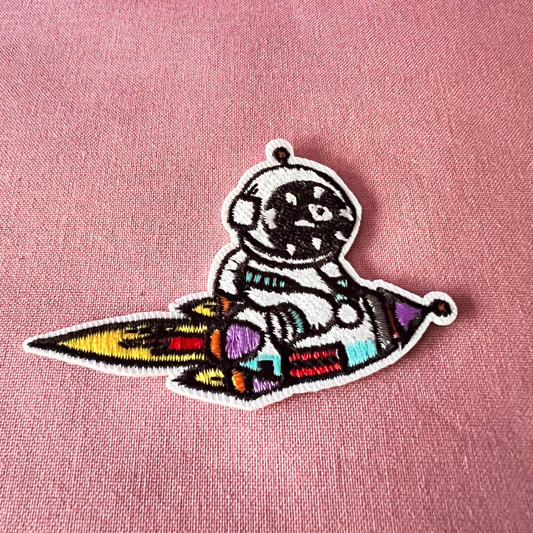 Astronaut on A Rocket Ship Iron on Patch - Outer Space Iron on Patches ...