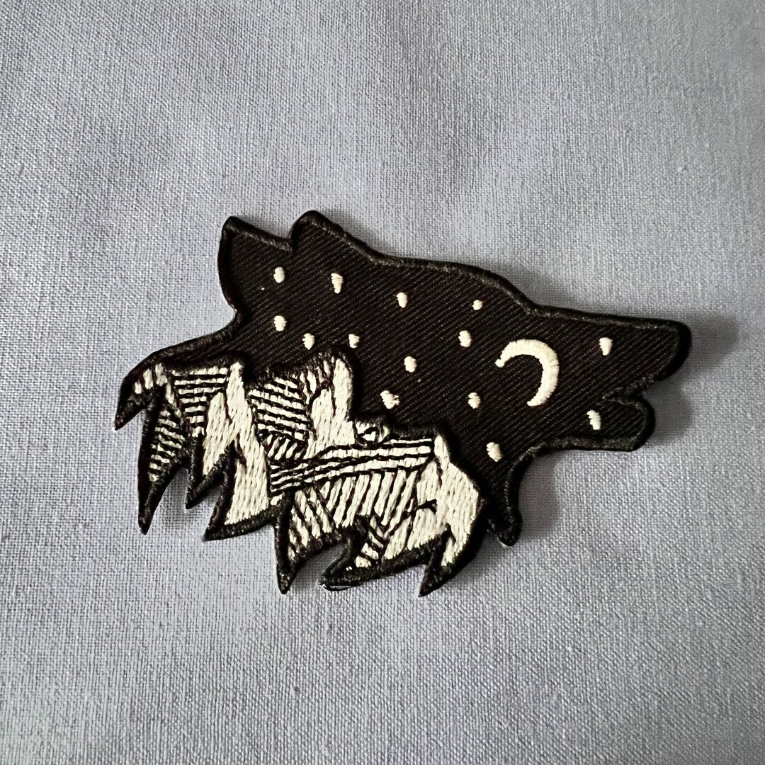 Wolf Patch - Wolves Iron on Patch - Wilderness Iron on Patches ...