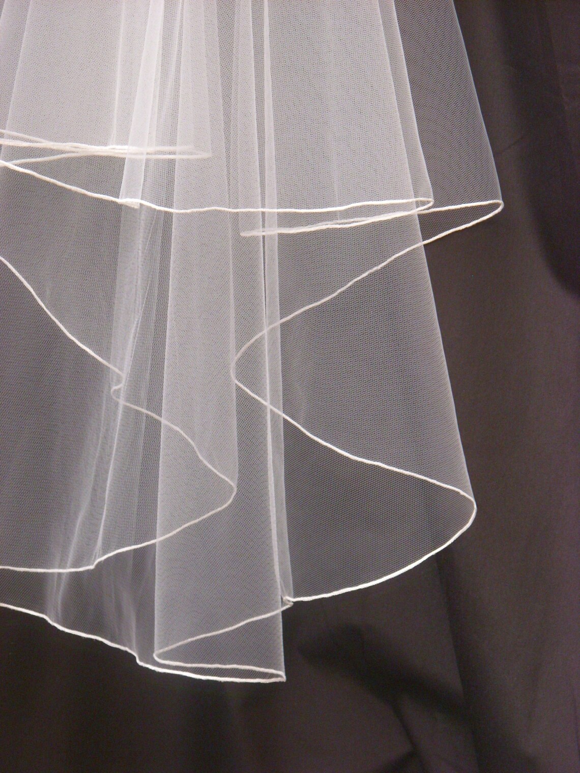 WEDDING VEIL fingertip 2 Tier Ivory Pencil Edged UK Made - Etsy UK