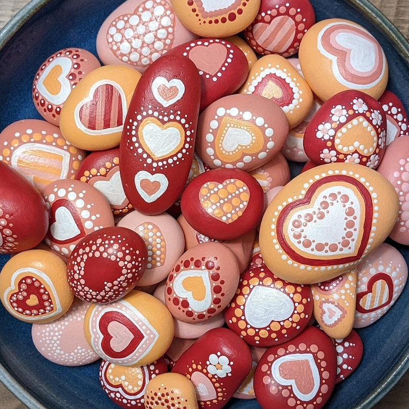 Heart Painted Rocks - Etsy