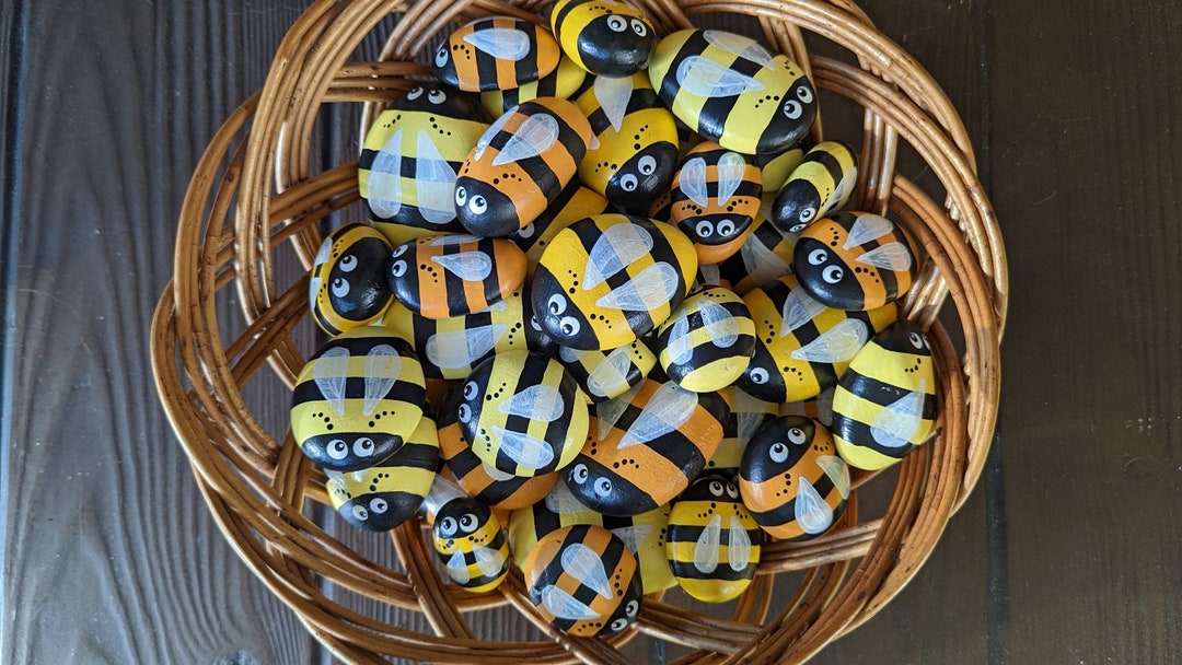Bumblebee Painted Rocks - Etsy