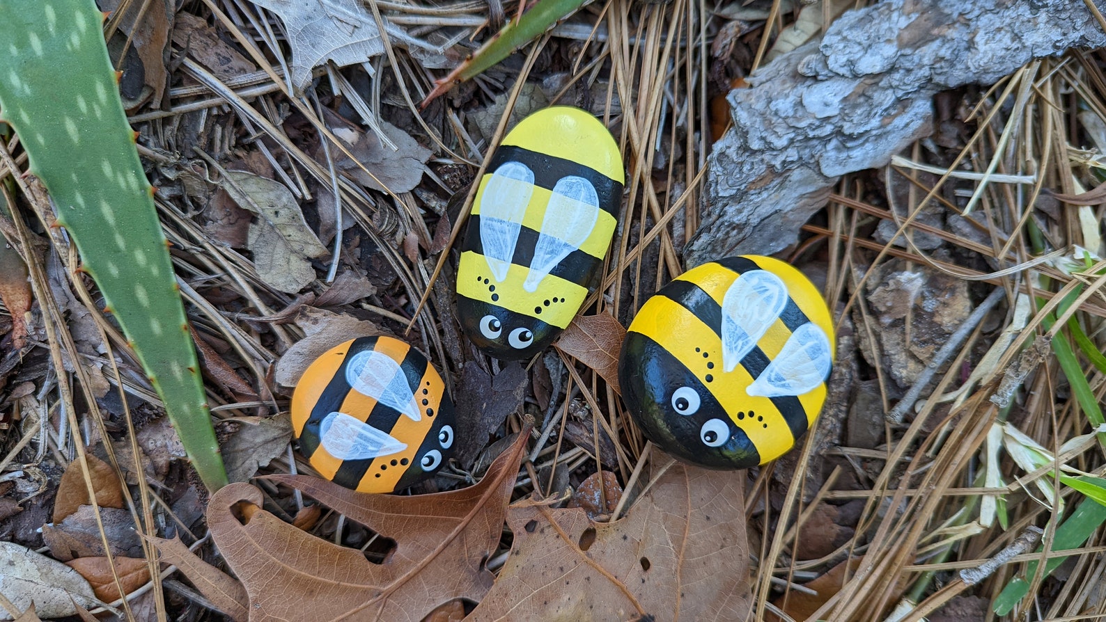 Bumblebee Painted Rocks | Etsy
