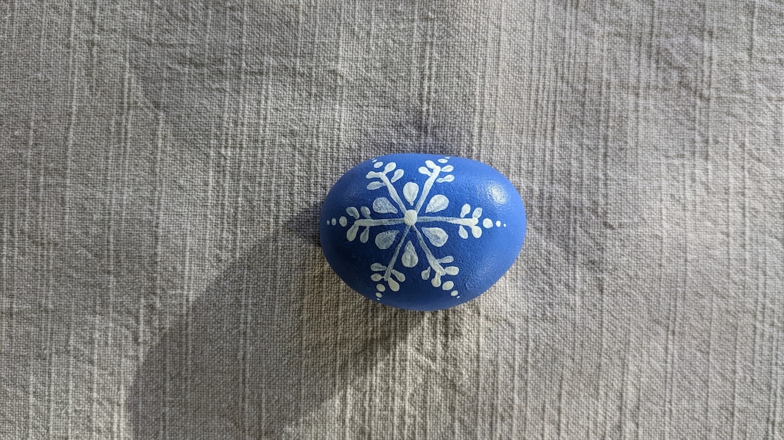 Snowflake Painted Rocks - Etsy