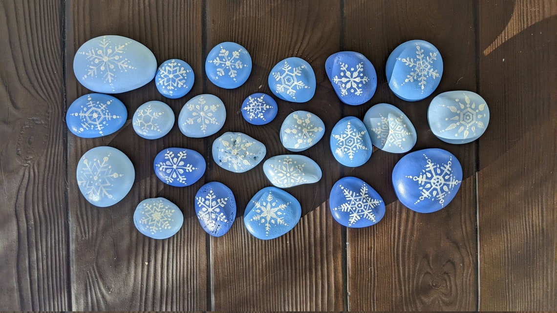Snowflake Painted Rocks - Etsy