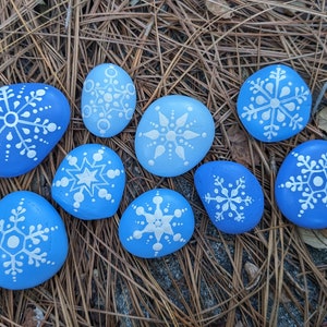 Snowflake Painted Rocks - Etsy