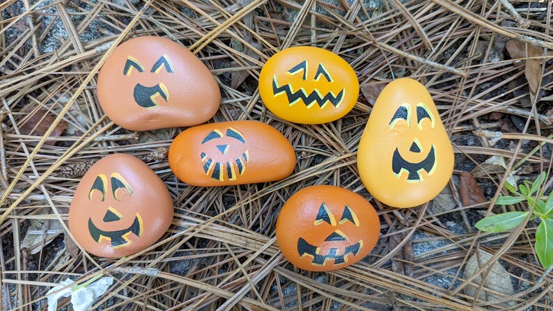 Halloween Painted Rocks - Etsy