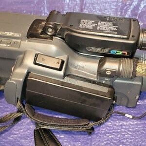 Vintage Sharp VHS-C HQ Camcorder With Colour Viewfinder Model VL-C7950H ...