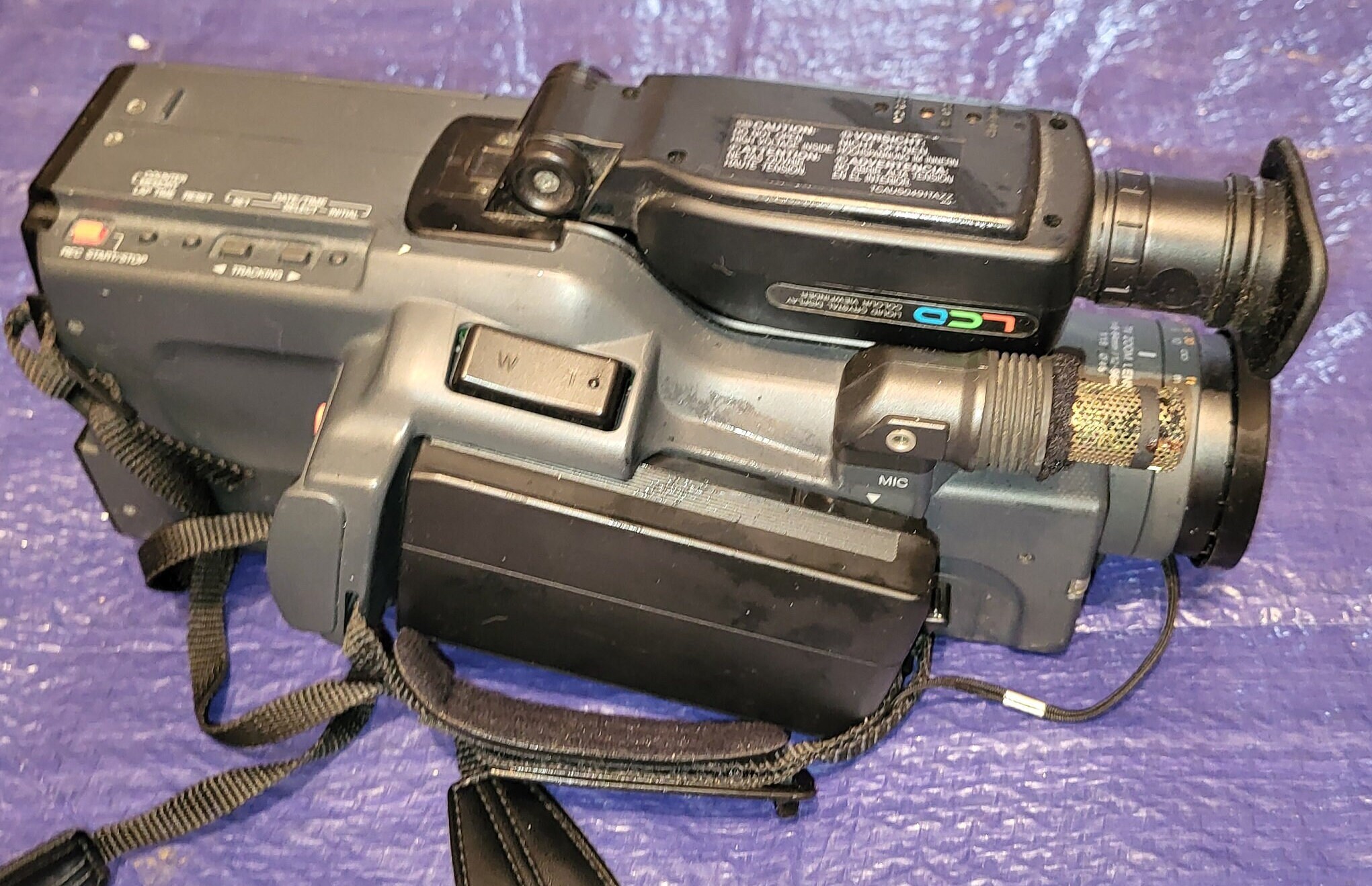 Vintage Sharp VHS-C HQ Camcorder With Colour Viewfinder Model VL-C7950H ...