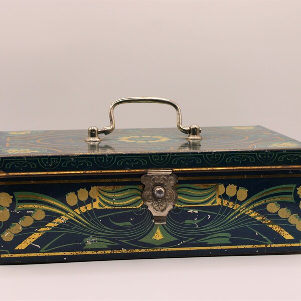 Old Tin Box - Etsy