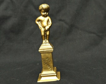Boy Peeing Statue - Etsy