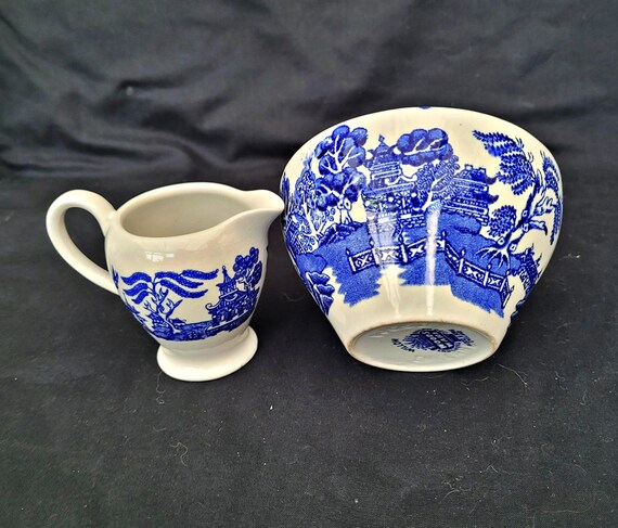 Willow Pattern Sugar Bowl