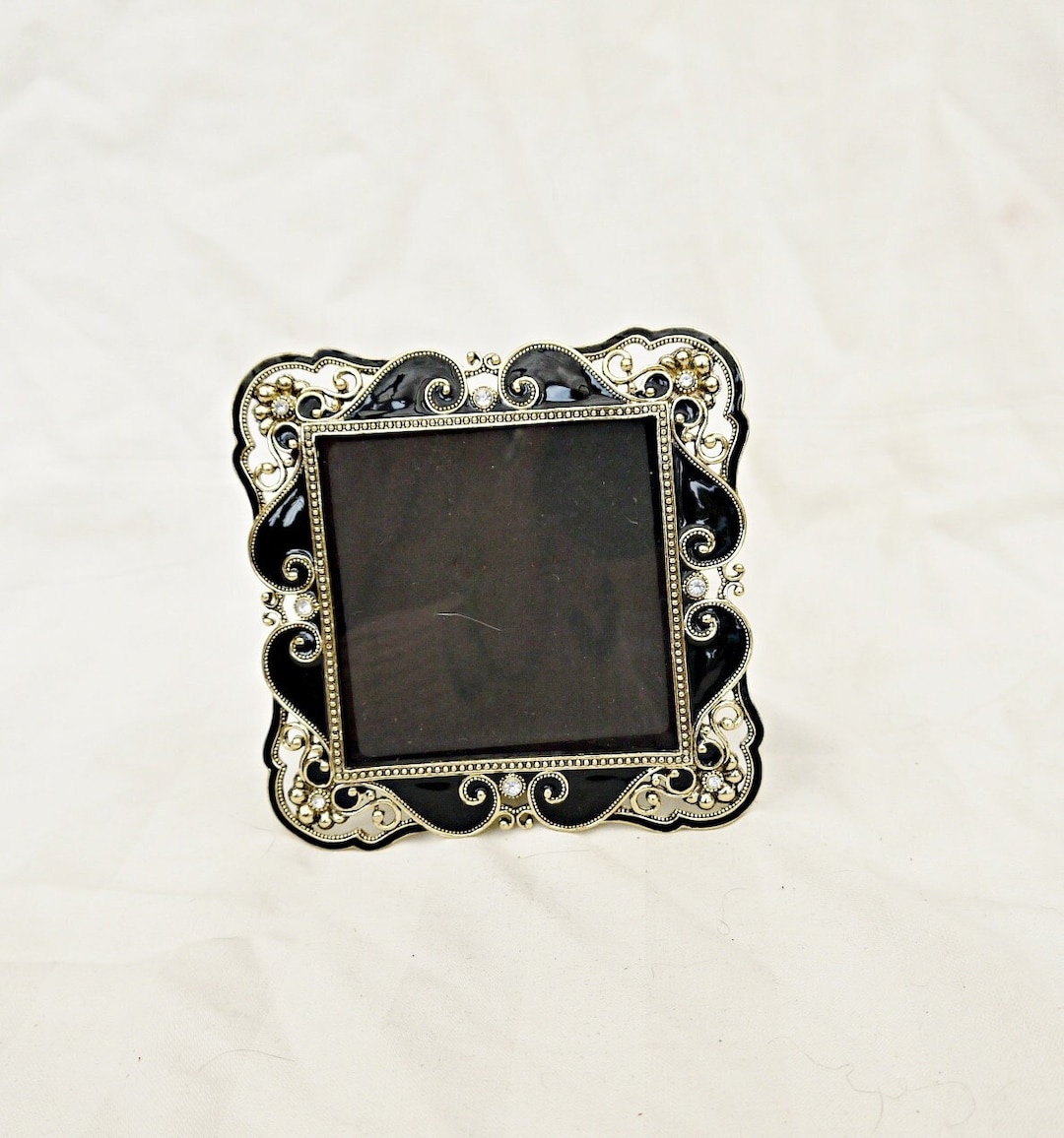 Sixtrees Solid Metal Black and Gold Filigree Photo Frame - Etsy