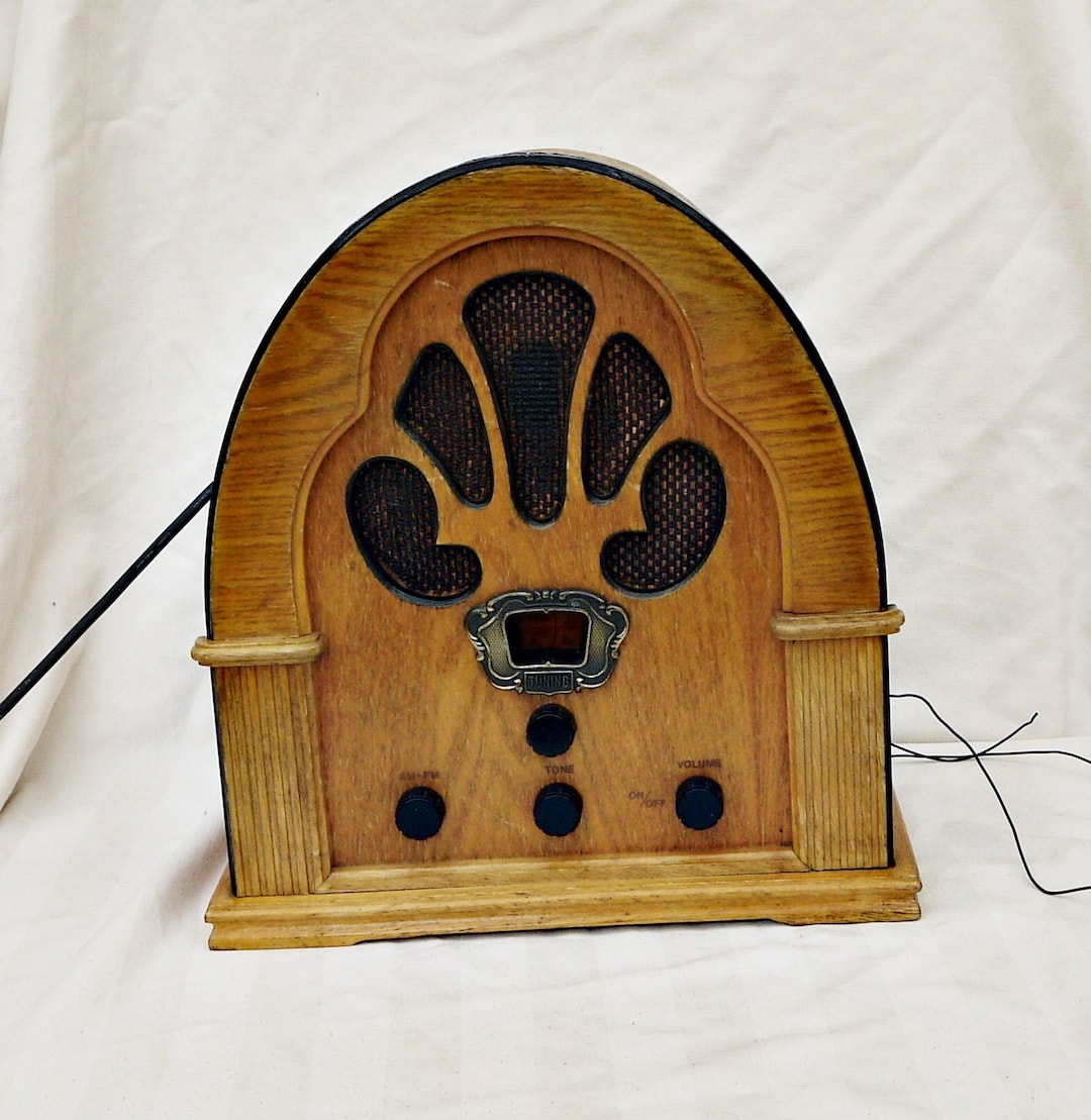 Vintage AM/FM Radio Wooden Retro Radio and Cassettes Art Nr 948755 ...