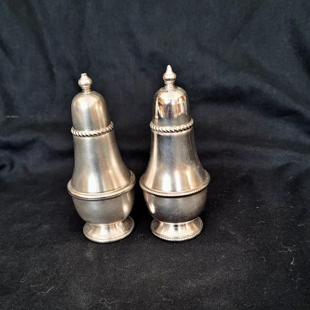 Silver Plate Shakers Sald and Pepper Vintage Silver on Copper Set ...