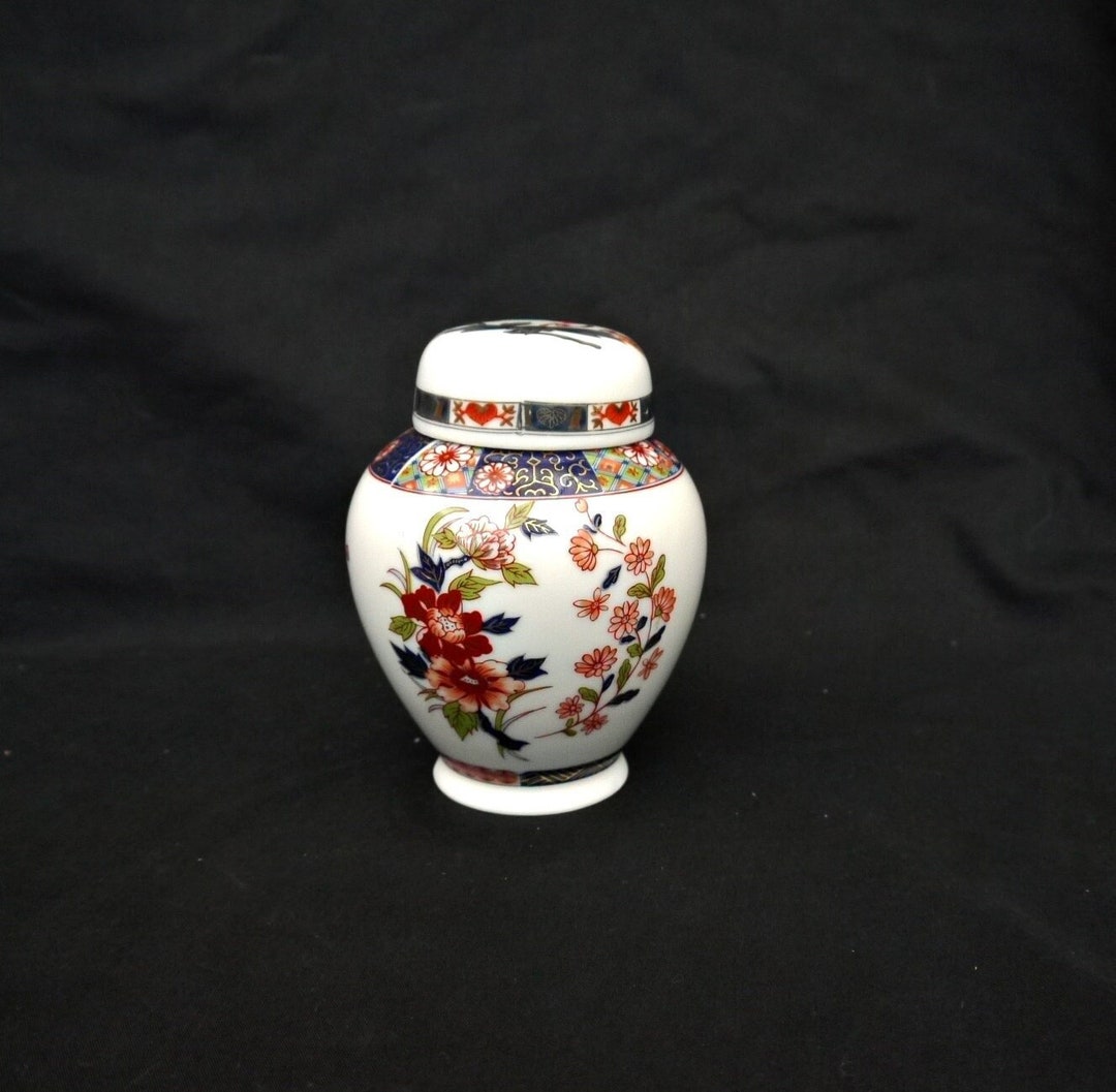 Porcelain Ginger Jar Chinese Jar Collection Vintage Ginger Jar Ornate ...