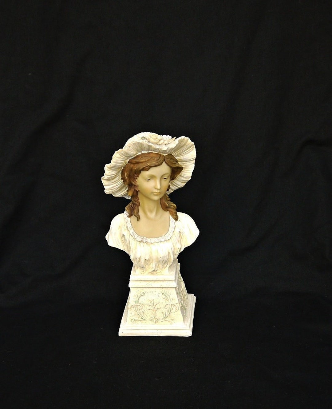 Vintage French Lady Bust Yang Lady Bust on the Plinth Sculpture Resin ...