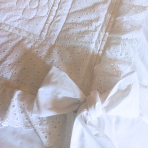 White Broderie Anglaise Bedspread. Romantic Bed Coverlet With Lace ...