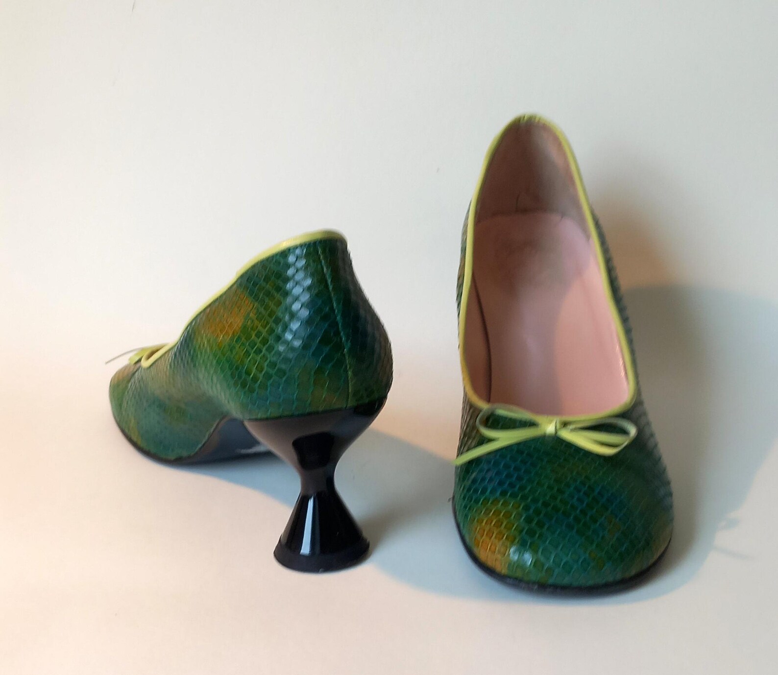 One-off 90s Green FAKE SNAKE Leather DESIGNER'S Sample Shoes...eu37 ...