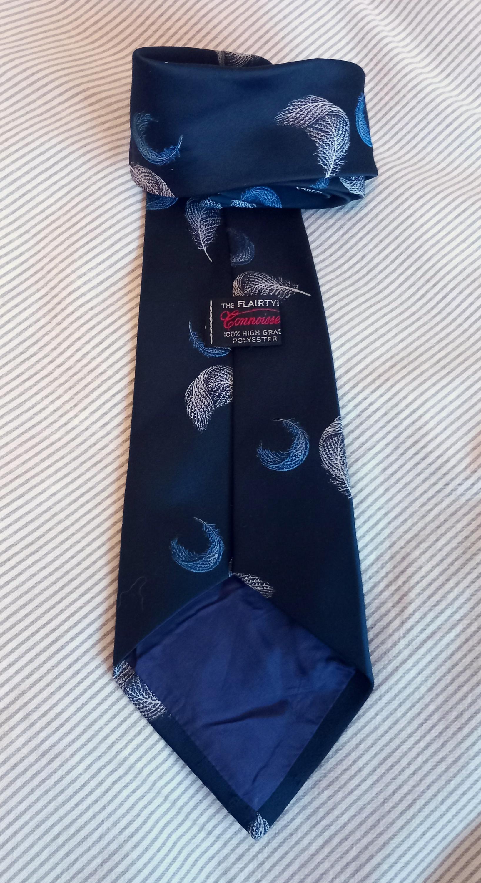 Original Funky 70s KIPPER Tie...navy Blue With Feather Motif 5 Wide ...