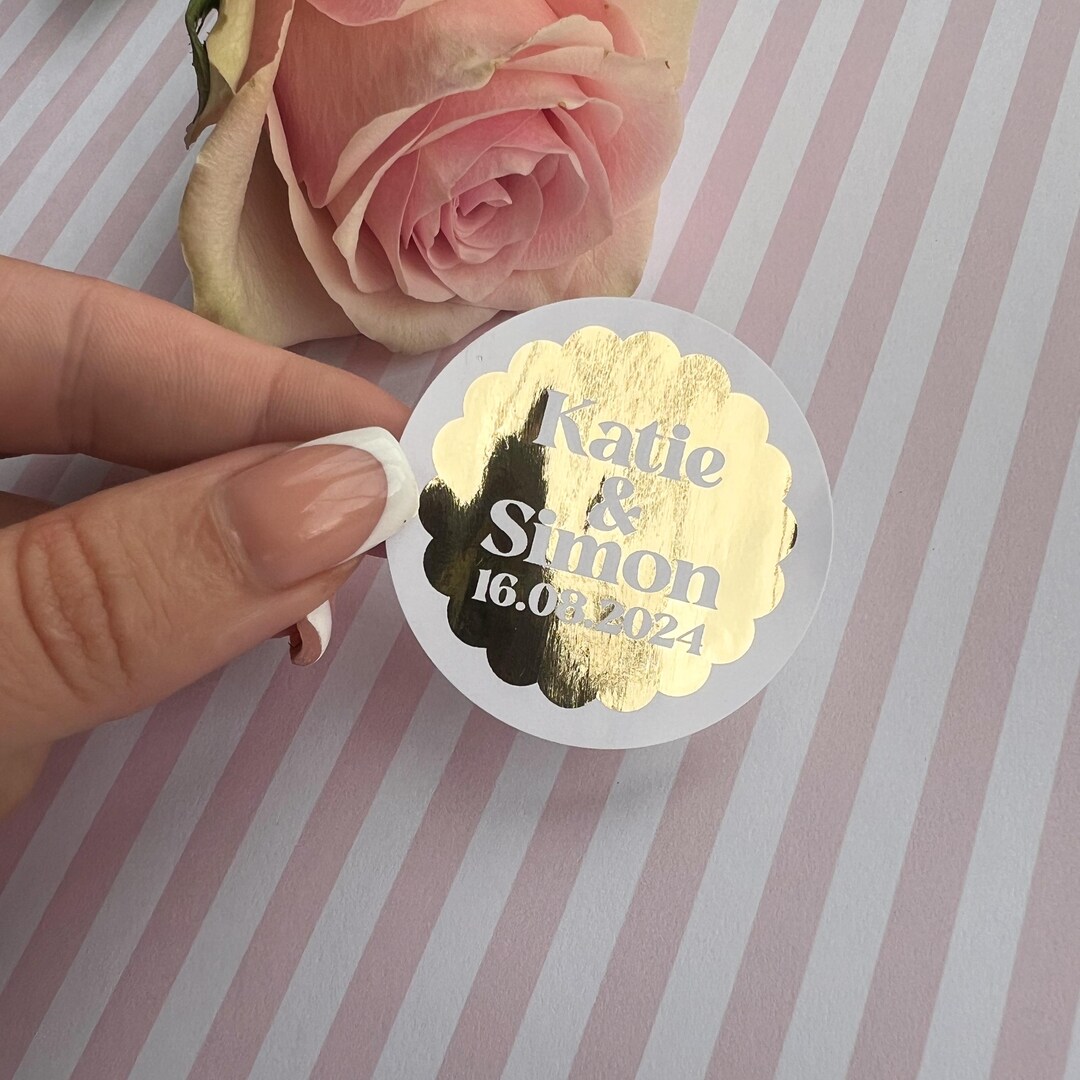 24 X Scalloped Wedding Name Stickers • Personalised Labels 45mm Wreath ...