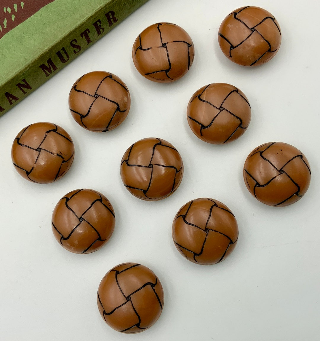 10 X TAN GRAMPS Faux Leather Weave Look, Plastic, Shank Fastener ...