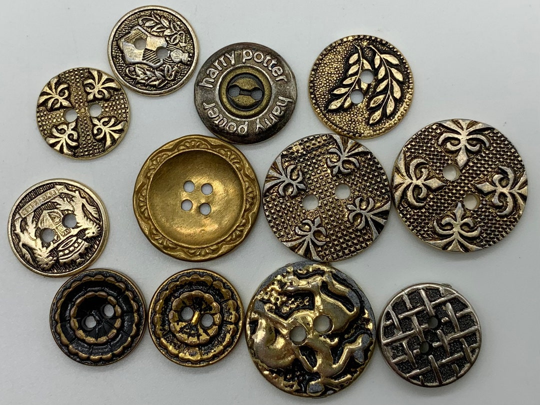 12 Quirky Steampunk Buttons. Colours Mainly Gold Coloured, Assorted ...