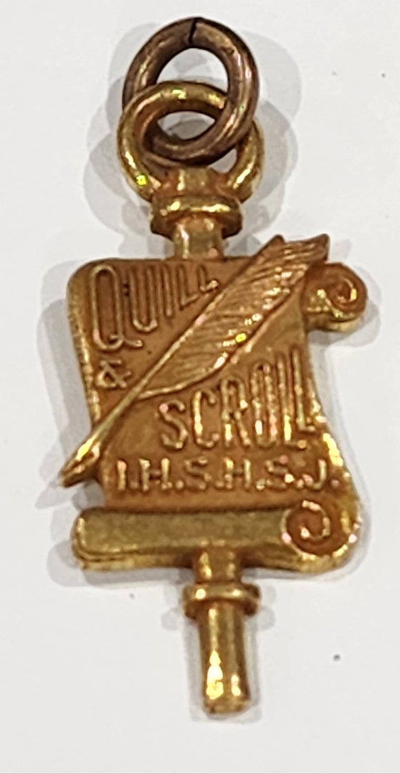 1950s quill & scroll charm - Gem