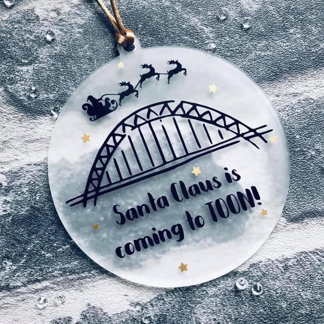 Santa Claus is Coming to Toon, Christmas Decoration, North East Gift ...